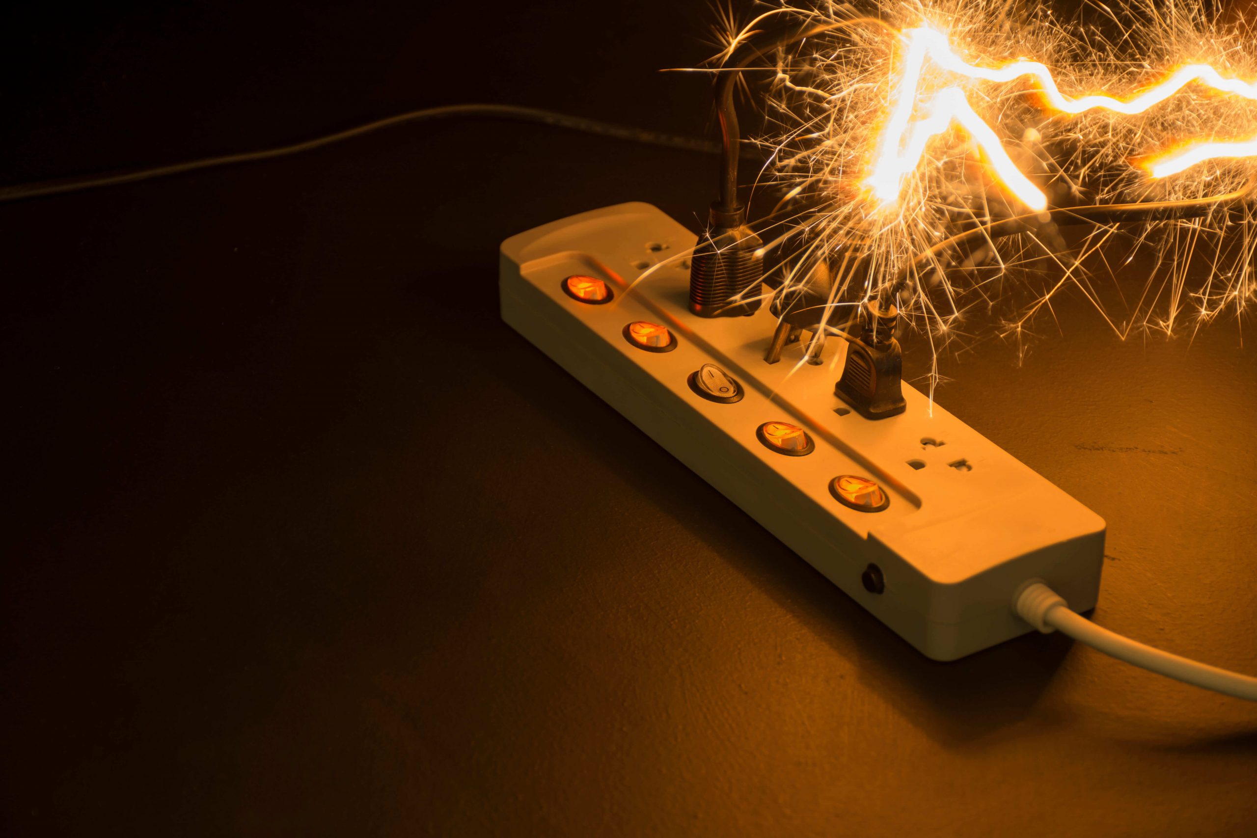 Apa Itu Listrik Korslet? - Fakultas Teknik UMSU